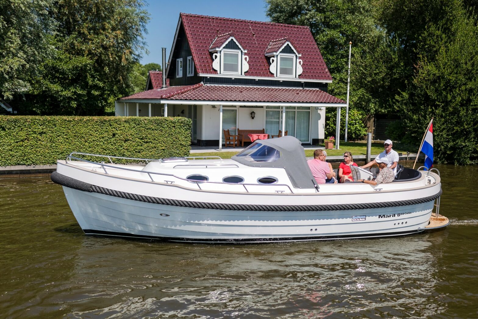 Maril 880 cabin - Maril