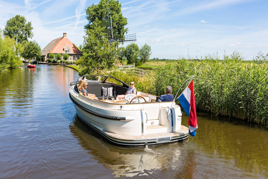 Bij Maril bouwen we uw elektrische sloep naar wens - Maril